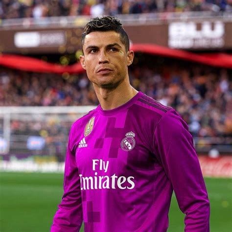 كريستيانو رونالدو 🤍🤍🤍 Cristiano Ronaldo Ronaldo Long Sleeve Tshirt Men