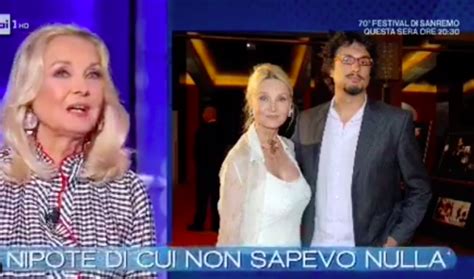 Barbara Bouchet Ho Scoperto Di Avere Un Nipote Dai Giornali