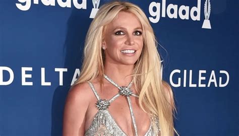 Britney Spears Speaks Out After Paparazzi Photos Spark Online Attention
