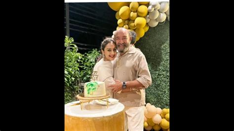 💙actor 🖤 Vijayakumar 💙 🖤daughters 💙nice Pictures Youtube