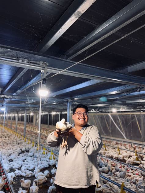 Rizki Kurniawan Kau Berhak Merayakannya By Bella Dwi Cahyani Medium