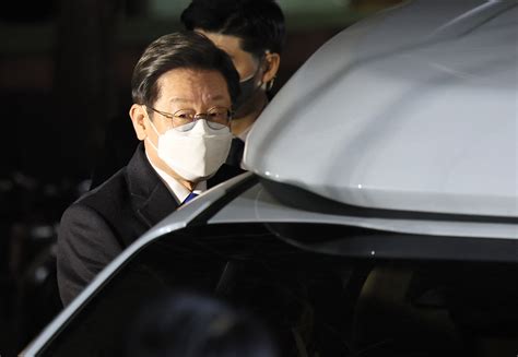 韩国最大在野党新任党首李在明拜访文在寅专程聆听教导 全球速报 澎湃新闻 The Paper