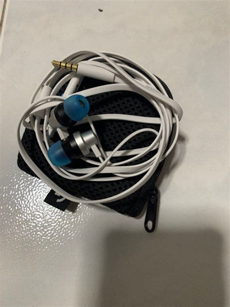 Logitech Kda Earphones Audio Earphones On Carousell