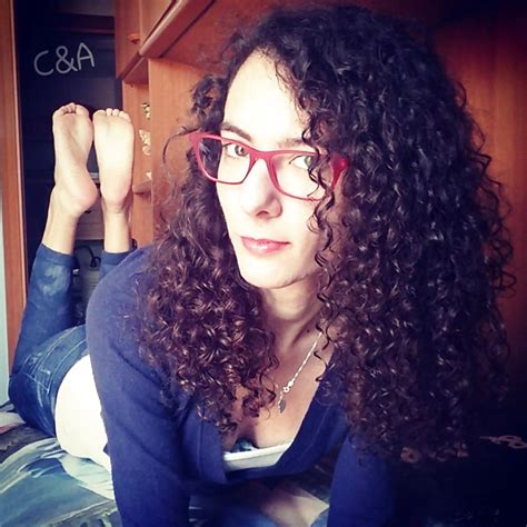 Selfshot Girls Feet Pose Photo 55 98