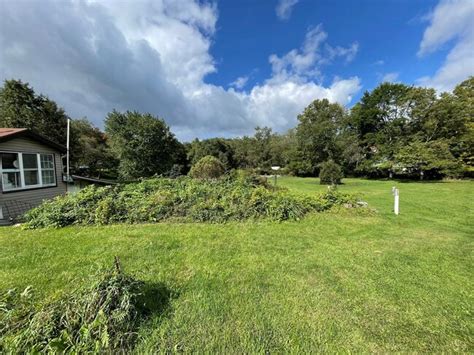 136 S State St Timblin Pa 15778