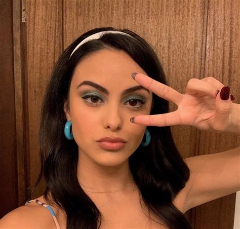 Camila Mendes Biography 22 Photos Age Height Real Name Instagram