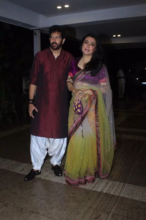 Kartik Aaryans Ganpati Celebrations Sara Ali Khan Mrunal Thakur Siddharth Anand Arrive For