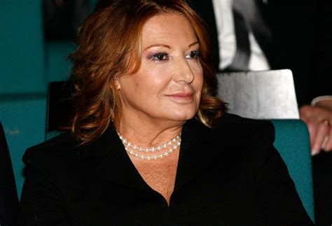 Silvio Berlusconi Prima Moglie Chi è Carla Dalloglio E Che Fine Ha
