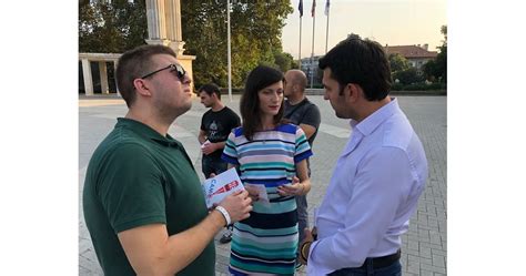 Мария Габриел подкрепи инициативата на Младежки ГЕРБ срещу фалшивите новини