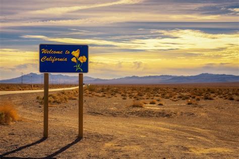 Premium Photo Welcome To California Road Sign