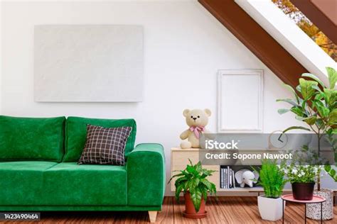 아늑한 다락방 거실에서 모형 액자를 모형 3d 렌더링 된 그림 0명에 대한 스톡 사진 및 기타 이미지 0명 가구 거실