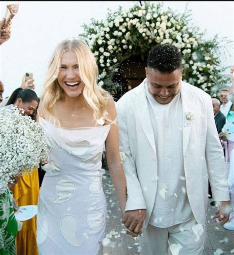 رونالدو نازاریو بازیکن اسبق تیم ملی برزیل و فوتبال جهان ازدواج کرد