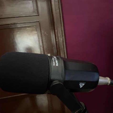 Buy Used Audio Array Am C11 Usbxlr Dynamic Microphone Online