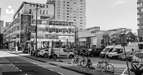 도시 거리의 흑백 사진 사진 Unsplash의 무료 네덜란드 이미지