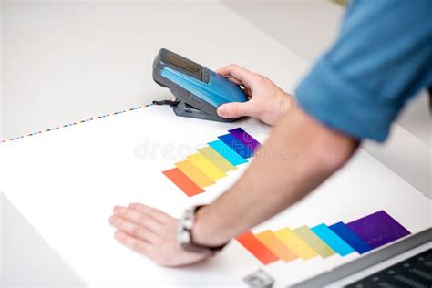 Measuring Color With Spectrometer Tool Stock Image Image Of Print Graphic 110531533
