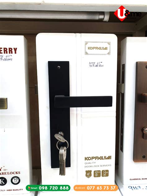 លក់ដុំ និង រាយ ដៃទ្វារ Uandme Furniture And Decorations