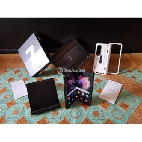 Hp Samsung Galaxy Z Fold G Gb Bekas Lengkap Mulus Nominus Di Bekasi Tribun Jualbeli