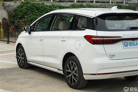 【宋max新能源dm I 15l 105km 尊荣型外观细节图片 汽车图片大全】 易车