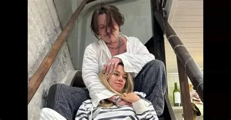 Бывшая русская девушка Джонни Деппа Юлия Власова опубликовала совместное фото с актёром