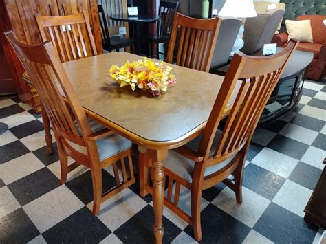 Formica Dining Table With 4 Chairs Roth And Brader Furniture