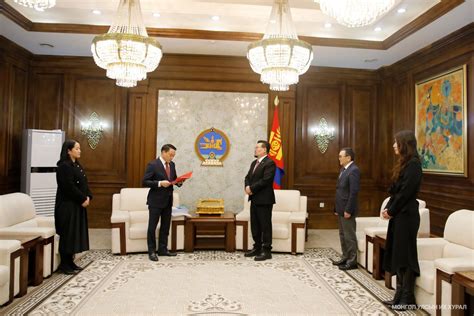 Үндсэн чиглэлийн биелэлт үйл ажиллагааны хөтөлбөрийн хэрэгжилтийг