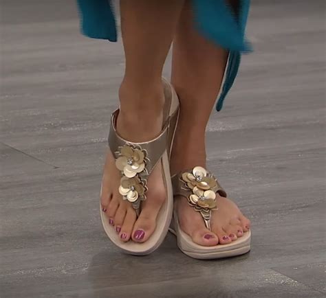 Michelle Yarns Feet