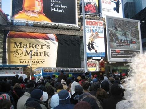 Sexy Obama Inauguration Pix From Times Square