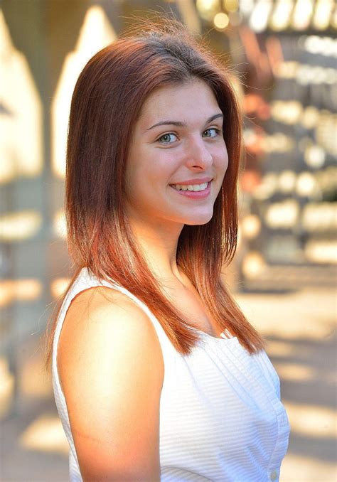 Leah Gotti Sexy