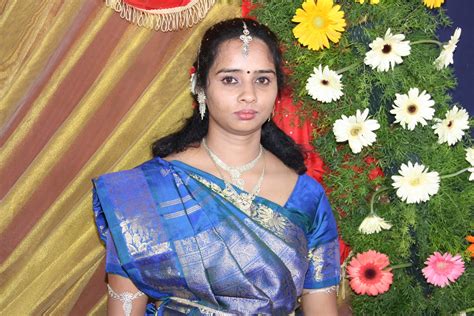 Sundari Indian Beautiful Womens Page 20