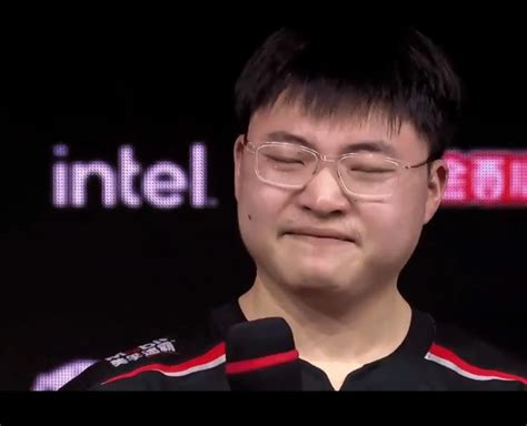 致敬所有为梦想而战的人，uzi永远的神！ 知乎