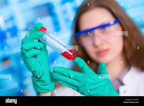 Safety Syringe Hi Res Stock Photography And Images Alamy