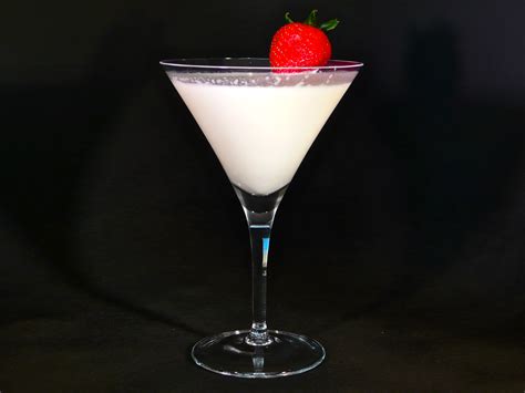 White Chocolate Martini Cocktaildudes