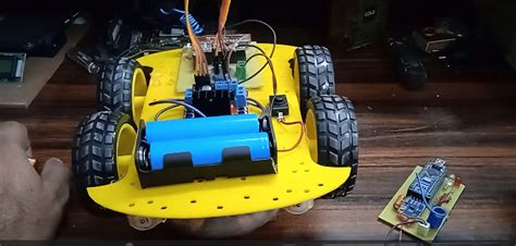 Hand Gesture Controlled Car Using Arduino Arduino Project
