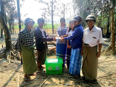 သာပေါင်းမြို့နယ်တွင် မီးလောင်ကျွမ်း ပျက်စီးဆုံးရှုံးခဲ့ရသည့် မီးဘေးသင့် မိသားစုများအား ဆန်ရိက္ခာ