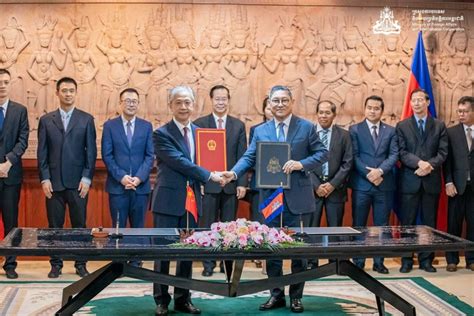 ចិនផ្តល់ថវិកា២លានដុល្លារដល់កម្ពុជាក្នុងគម្រោងកិច្ចសហប្រតិបត្តិការមេគង្គ ឡានឆាង សុីសុីថាមស៍