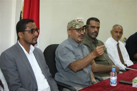 الساحل الغربيبرعاية العميد طارق صالح موانئ البحر الأحمر تكرّم منتخب