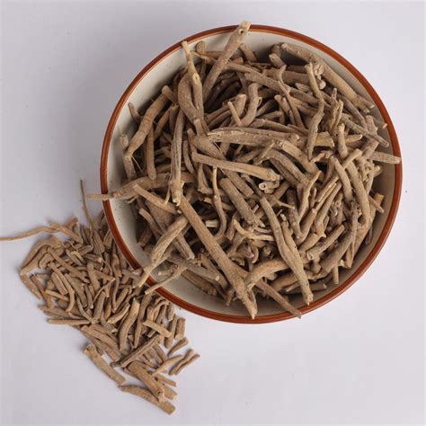 Dried Ashwagandha Root Indian Ginseng Amukkara Traditional