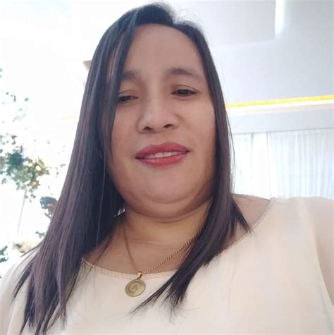 Analyn Sembrano Villarosa