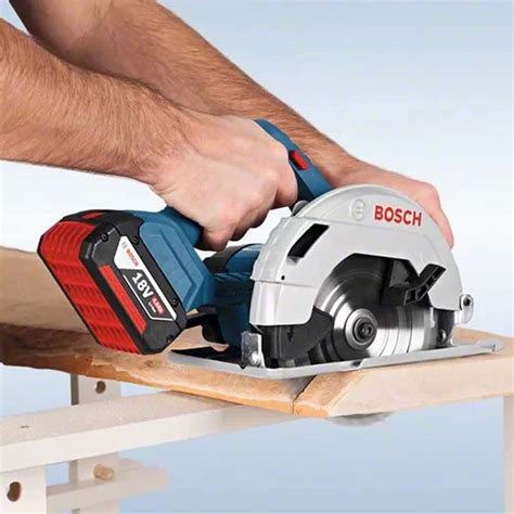 Sierra Circular InalÁmbrica Bosch Gks 18v 57 18v Sb The Home Depot