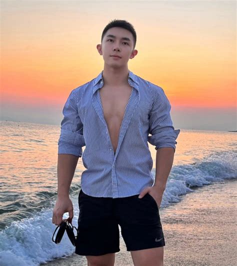 Sunset R Asianguyssfw