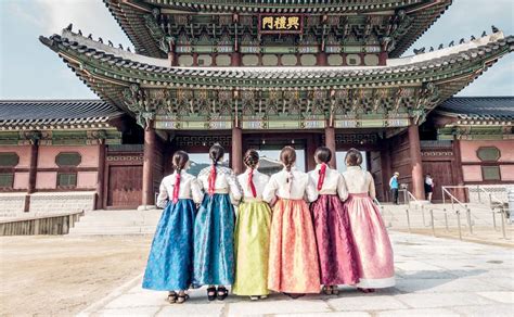 Businesses Riding On The Hallyu Wave