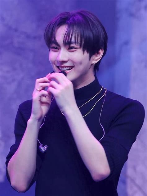 웃을때 보조개가 예쁜 남자 아이돌 Top 4 팬플러스 커뮤니티