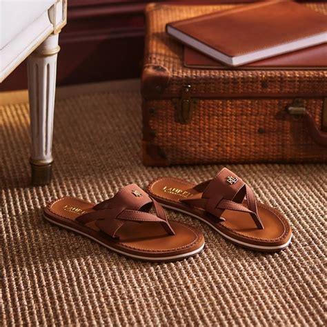 폴로랄프로렌polo Ralph Lauren 폴로 랄프로렌 로잘린드 샌들 쪼리 플립 플랍 탄 블랙 레드 트렌비