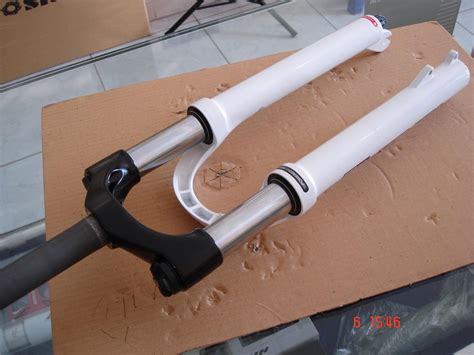 bikemania: Fork Rock Shox TORA 289
