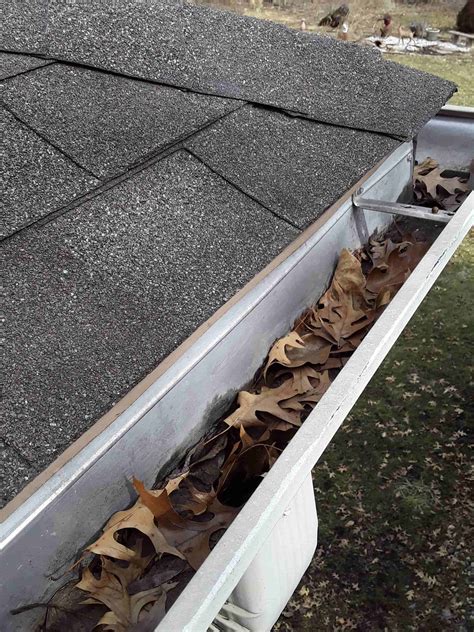 Gutter Cleaning Close To Bend Or