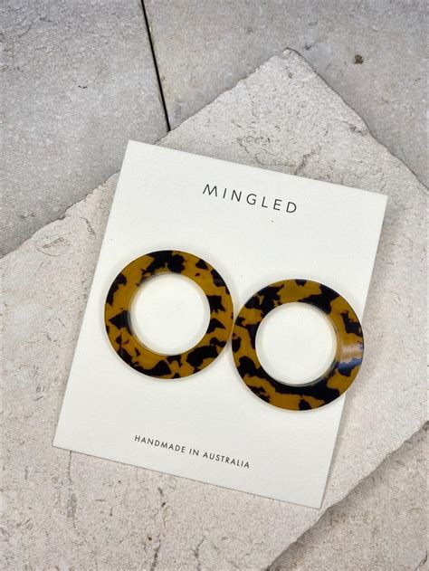 Olivia Honey Tortise Shell Hoop Earrings