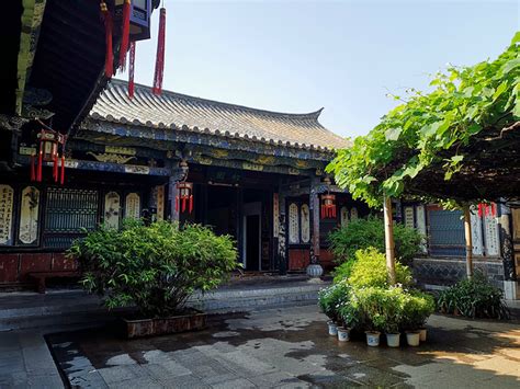 古代大户人家大门府邸大门 伤感说说吧