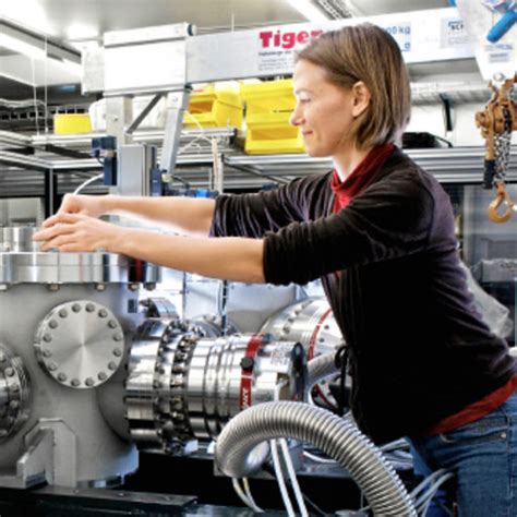 Why Are Dielectric Accelerating Structures Rectangular Researchgate