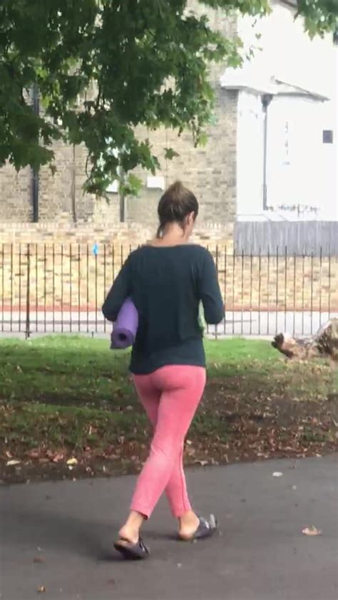 Candid Brunette Pawg In Leggings Thisvid Com