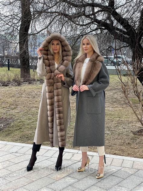 Пальто кашемірове з хутром соболя індивідуальні пошиття продаж ціна у Києві Жіночі пальта